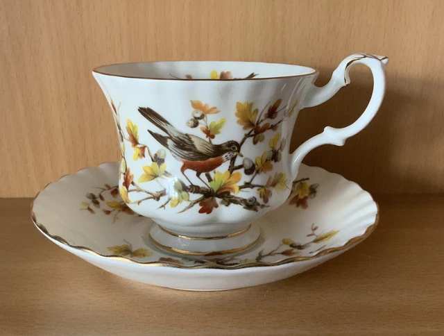 ROYAL ALBERT FINE Bone China "Robin" Woodland Series Series Cup And ...