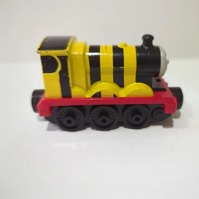THOMAS AND FRIENDS Take And Play diecast metal engines - Busy Bee James ...