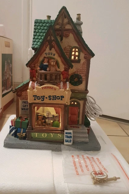 PORCELAIN LIGHTED BUILDING / édifice Illuminé LEMAX Pierre's Toy Shop ...