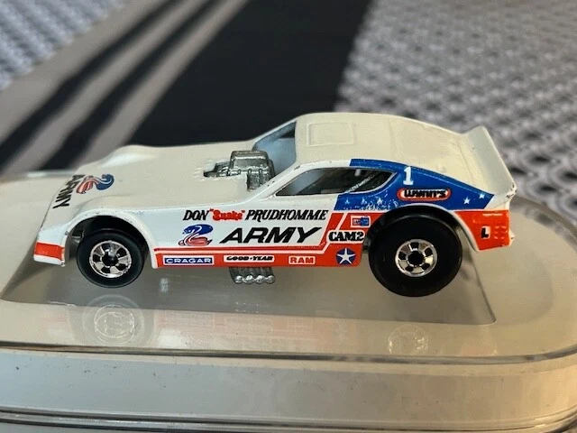 HOT WHEELS - Flying Colors - ARMY Funny Car - Dragster EUR 20,00 ...