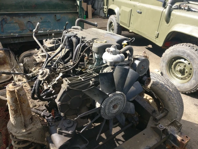 LAND ROVER DEFENDER 300 TDI Engine with numbers & ancillaries *mileage ...