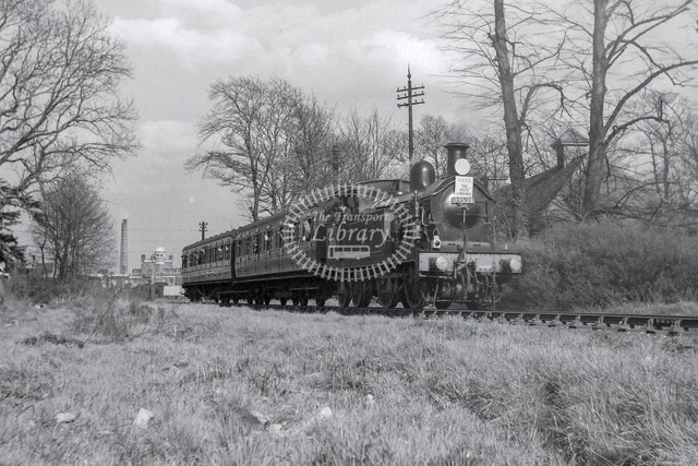 PHOTO BRITISH RAILWAYS Steam Locomotive Class H 31521 at Merton Abbey ...