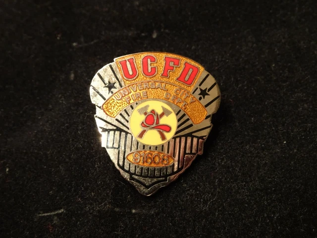 GRAND INSIGNE PIN'S Pompiers Rare Pins USA Pin Universal City Fire ...