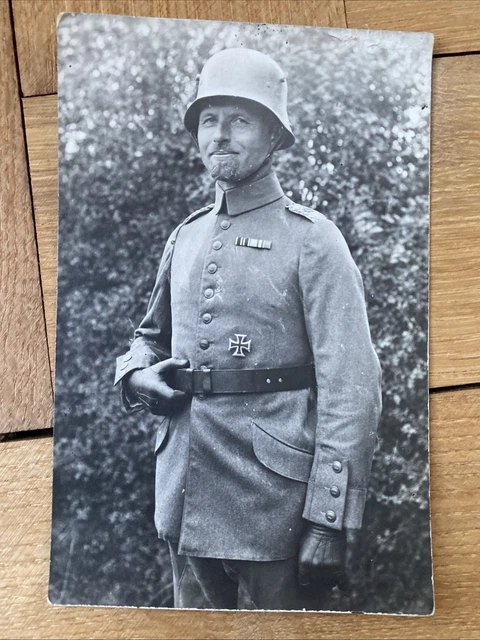 ORIGINAL FOTO SOLDAT Stahlhelm EK1 Orden Koppel Wk1 ca 14x9cm EUR 27,00 ...