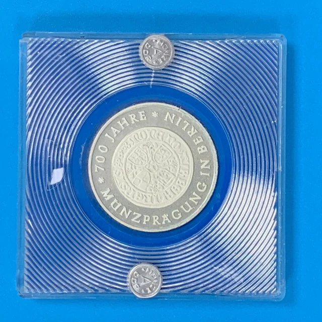 DDR 10 MARK 1981 700 Jahre Münzprägung Berlin, Silber PROBE, blaue ...
