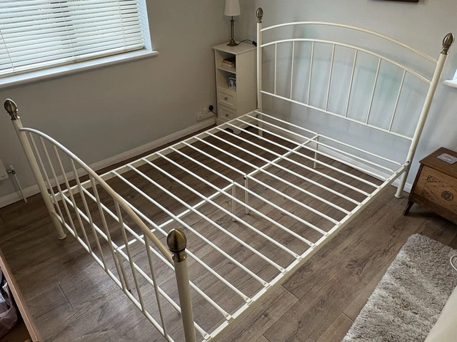 DOUBLE BED FRAME White Metal Railings Headboard Slatted Foundation £45. ...