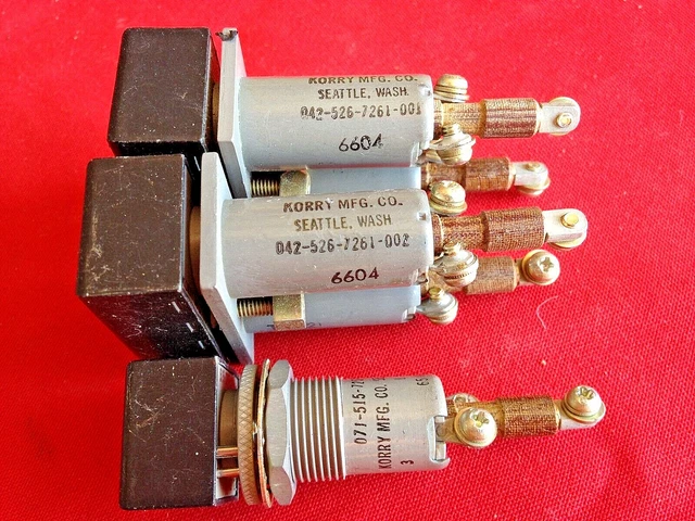 BOEING 707 COCKPIT Warning Lights Set of Seven - All look to be in ...