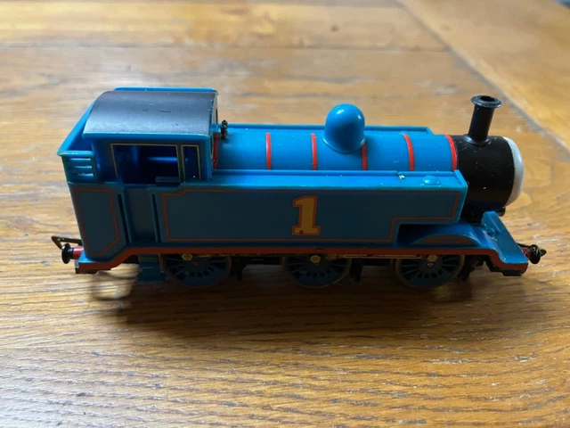HORNBY R351 THOMAS The Tank Engine OO Gauge Locomotive £24.99 - PicClick UK