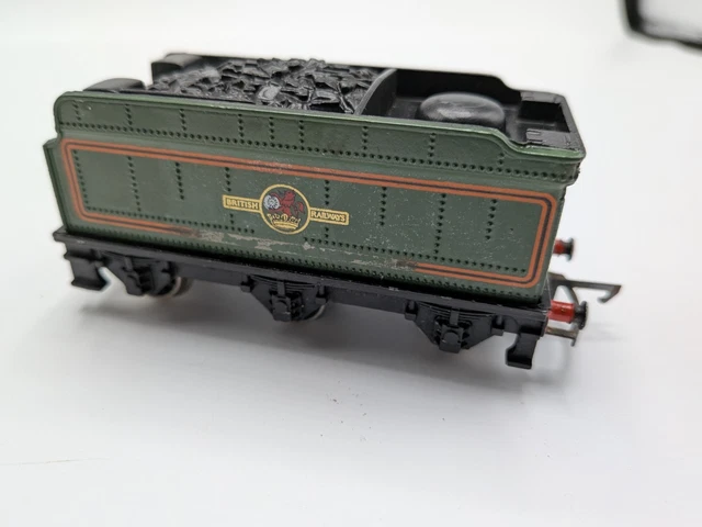 WRENN GWR CASTLE Class Tender – British Railways Green – OO Gauge £10. ...