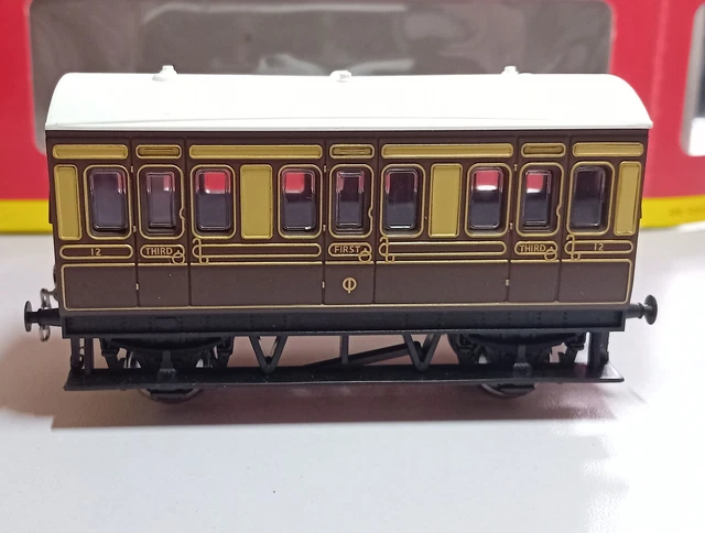 HORNBY OO GAUGE R446 GWR Carriage PLEASE NOTE orig couplings have been replaced £5.45 - PicClick UK