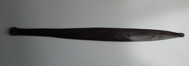 AUSTRALIAN ABORIGINAL WOOMERA Spear Thrower Incised Fluted Carved ...