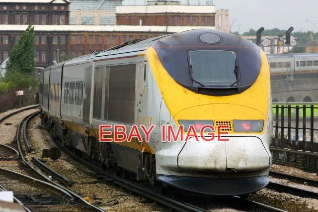 PHOTO EUROSTAR 3021 At Wandsworth Road On 07/09/01 £1.65 - PicClick UK