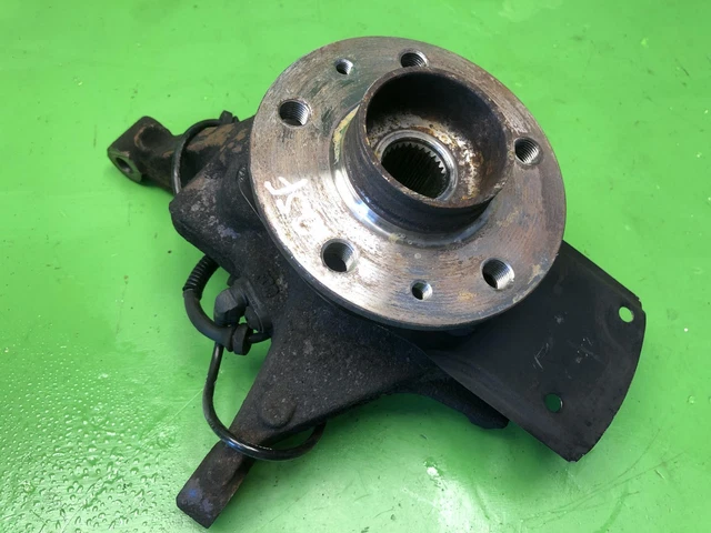 VAUXHALL VIVARO B Right Front Hub/Stub Axle 1.6 Mk2 (X82) 14-19 £120.00 ...