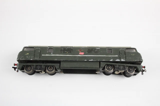 TRIX TWIN TTR VANGUARD OO Gauge Warship Class 42 D801 Locomotive Model ...