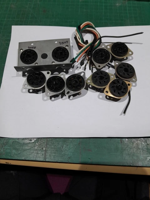VINTAGE VALVE SOCKETS B8G Octal Job Lot of 10 £14.99 - PicClick UK