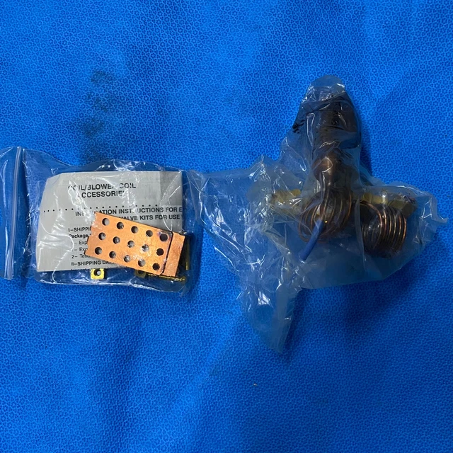 NEW, OPEN BOX OEM Lennox Armstrong Ducane TXV Valve 49L24 49L2401 S3B1 ...