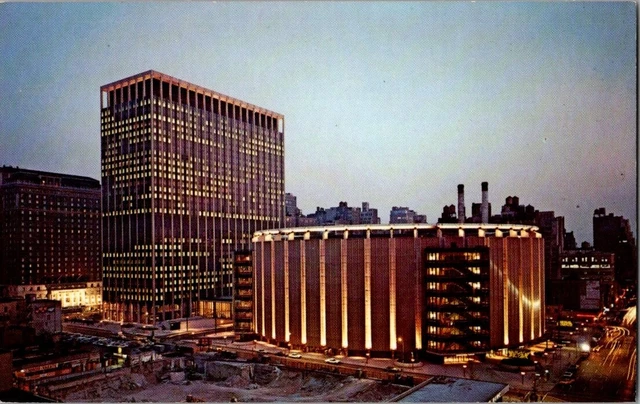 MADISON SQUARE GARDEN Center Pennsylvania Plaza New York Postcard $5.17 ...