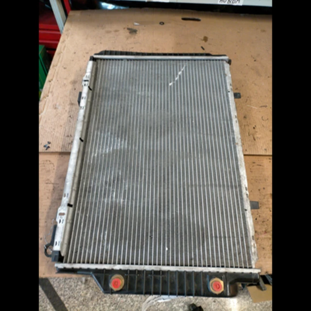 A2025006403 RADIATORE PER MERCEDES-BENZ CLASSE C (W S202) 200 DI Ber ...