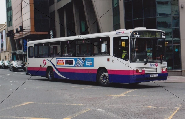 BUS PHOTO, FIRST Glasgow Photograph Picture, Volvo On Route 267 61510 ...