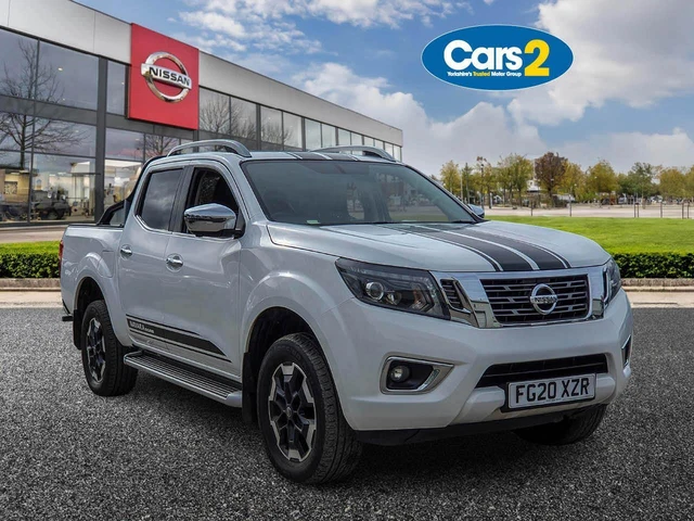 2020 NISSAN NAVARA Double Cab Pick Up Tekna 2.3dCi 190 TT 4WD Auto ...