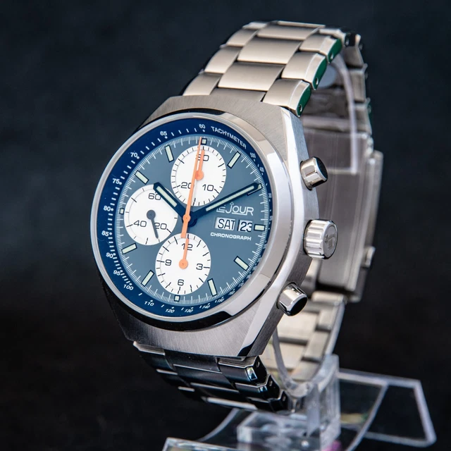 CHRONOGRAPHE STYLE VINTAGE Le Jour Mark I, Valjoux 7750. Super-rare 1 ...