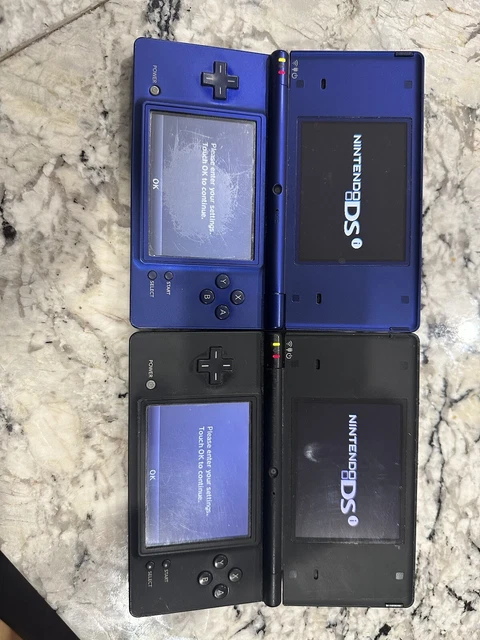 NINTENDO DSI BUNDLE - Black DSi and Navy Blue DSi With Charger & Games ...