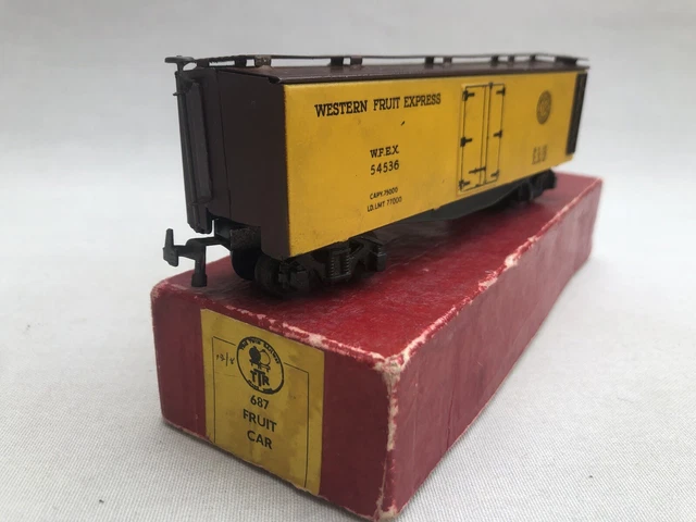 TRIX TTR 687 HO Gauge Western Fruit Express 40’ Box Car 54536 Yellow GC ...