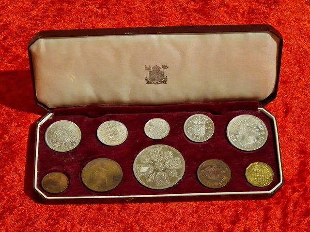 1953 QUEEN ELIZABETH Ii Proof Coronation Set. 10 Coins. Box And Coins ...
