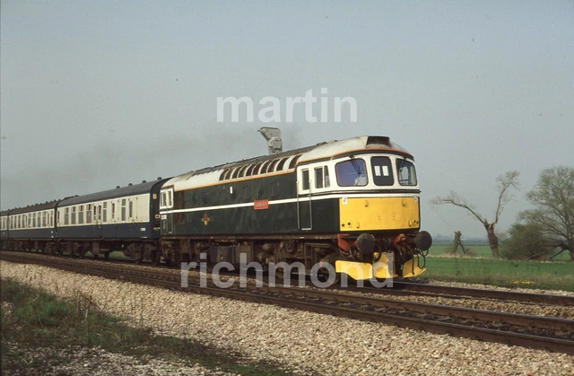 BRITISH RAIL CLASS 33 33008 Unmounted 35mm Slide RN442 £2.99 - PicClick UK