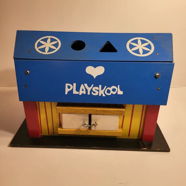 VINTAGE PLAYSKOOL BARN 1960's LOCK UP BARN No 452 Wood Kids Toy £33.25 ...