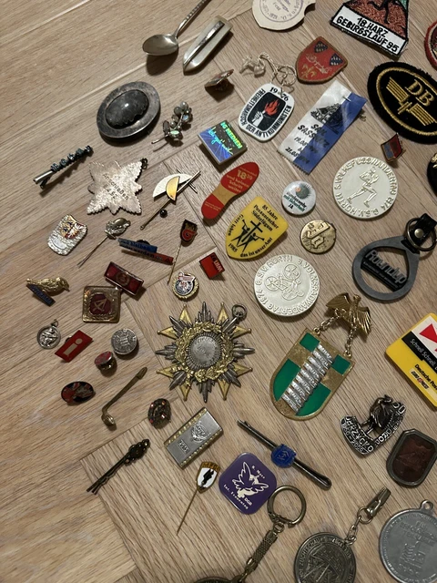 KONVOLUT PINS PIN Anstecknadeln Medaille Abzeichen Orden Rar Auflösung ...