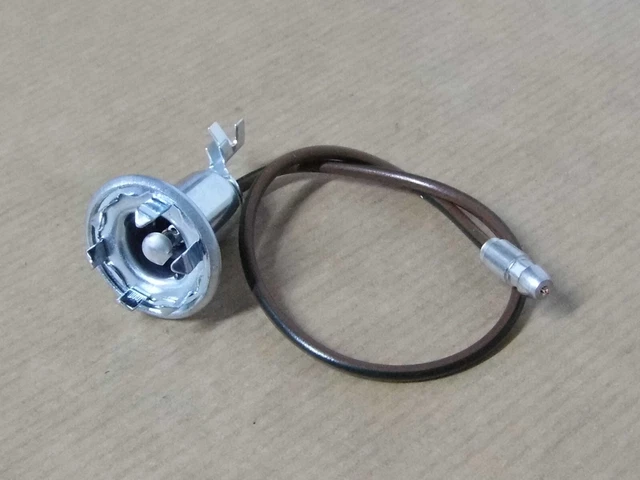 TRIUMPH TIGER CUB 554710 Claw Type Pilot Side Light Bulb Holder .. £9. ...