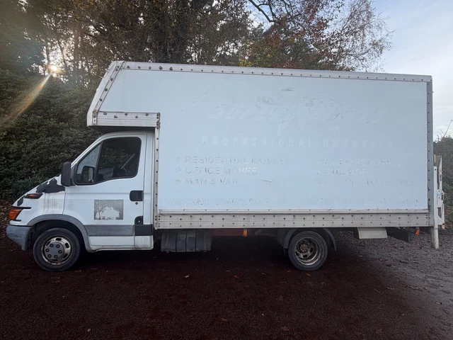 IVECO DAILY LUTON Van Drives Fine But Sold For Spares or Repair £1,000. ...