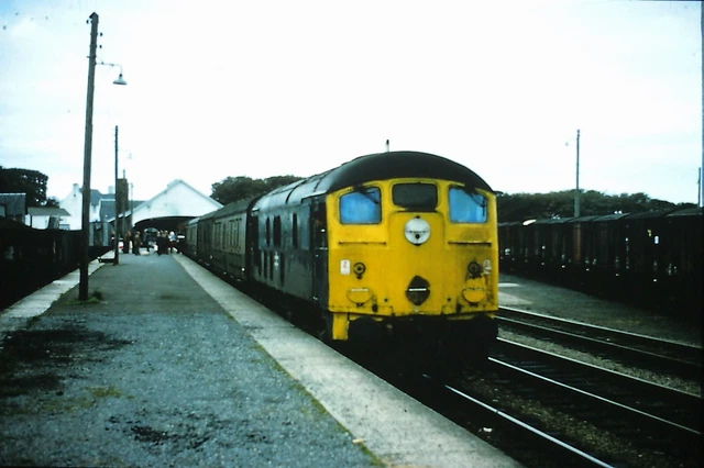 ORIGINAL~35MM COLOUR SLIDE~CLASS 24 24113 at Thurso No Date + Copyright ...