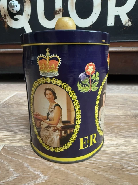 QUEEN ELIZABETH SILVER Jubilee 1952-1977 Collectable Tin Canister Tea ...