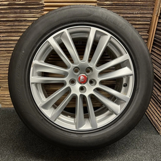 JAGUAR F PACE 19 Inch Alloy Wheel And Tyre - HK83-1007-DA £120.00 ...