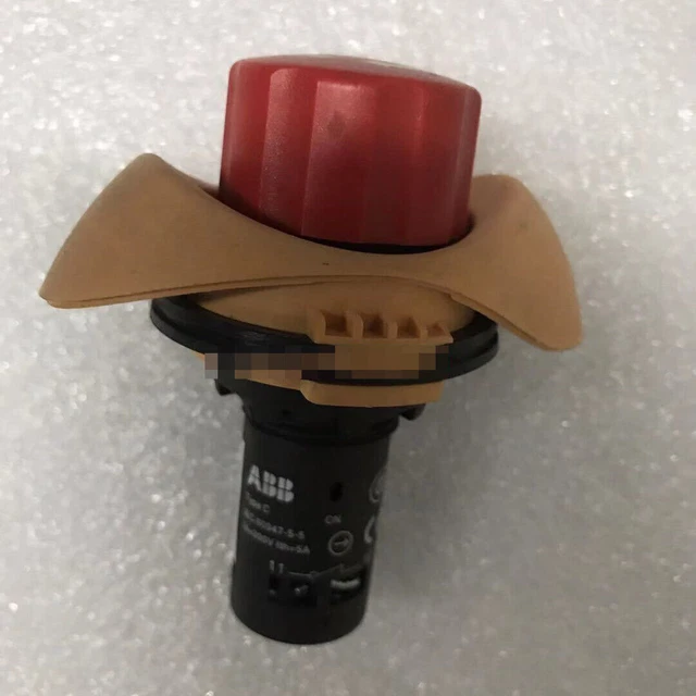 ROBOT TEACH PENDANT emergency stop button switch CE3T-10R-02 IRC5 3HAC028357-025 £100.86 ...