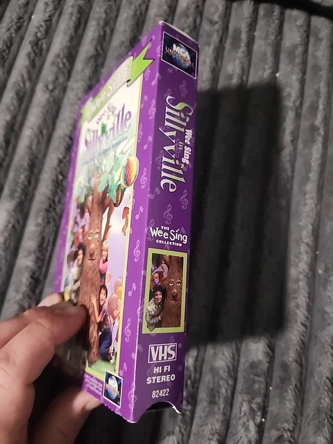 VINTAGE WEE SING in Sillyville VHS Tape Kids Musical 57 Min MCA ...