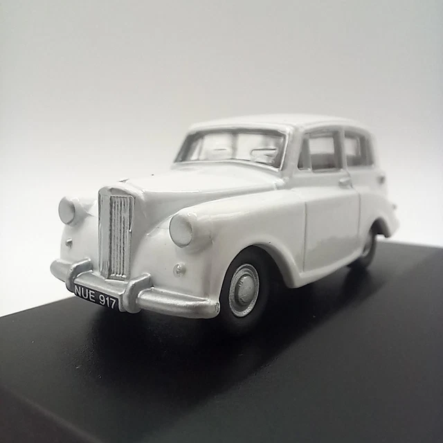 OO GAUGE 1:76 Display Model Railway Scale Triumph Mayflower Car Vehicle ...