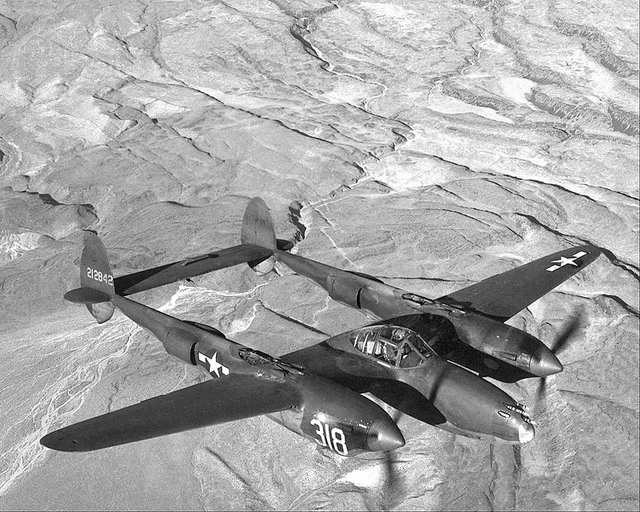 LOCKHEED P-38 LIGHTNING WWII AIRCRAFT 8x10 SILVER HALIDE PHOTO PRINT £ ...