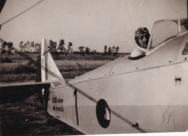 WW2 FOTO REGIA Aeronautica Pilota Su Aereo Pronto Al Decollo #2 EUR 3 ...