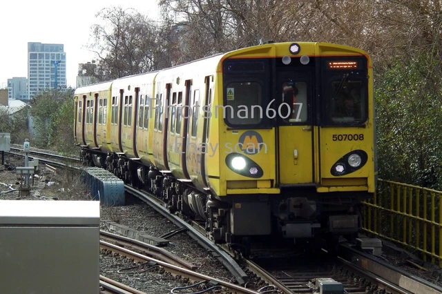 CLASS 507 507008, 3 car EMU, in MerseyRail Yellow at Sand Hills £0.95 ...