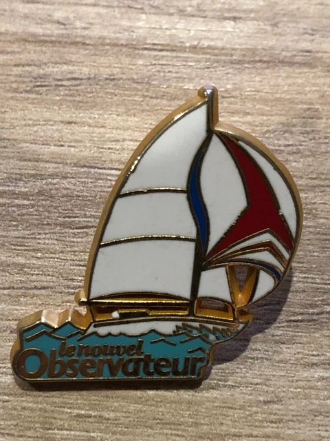 PIN'S VOILIER LE Nouvel Observateur Presse Bateau Voile Arthus Bertrand EUR 10,00 - PicClick FR