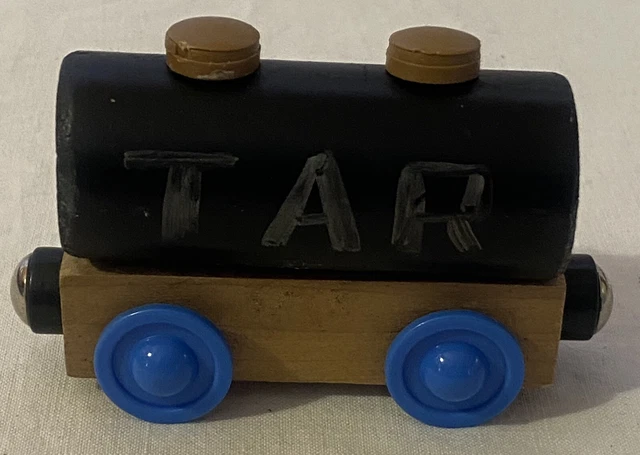 TAR TANKER THOMAS The Tank Engine & Friends £10.99 - PicClick UK