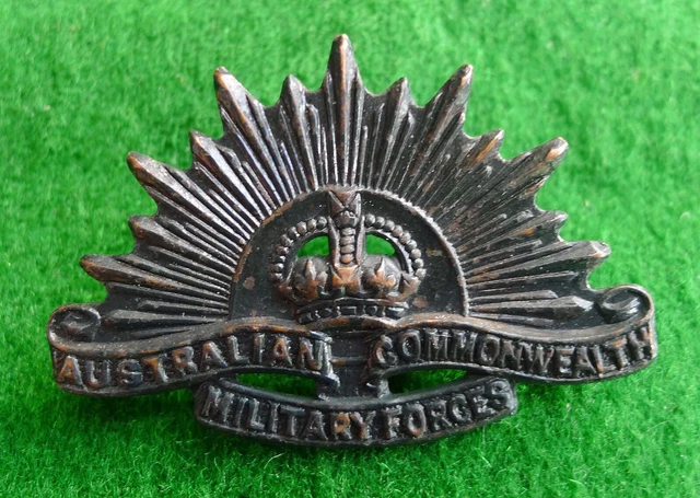 WW2 2/AIF AUSTRALIAN RISING SUN COLLAR BADGE by GENERAL PLASTICS ...