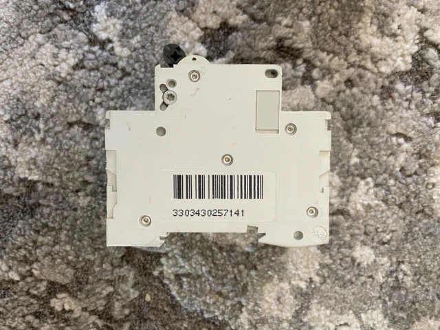 MERLIN GERIN MULTI 9 C60Hd 10A D10 25714 Dp Type D 10 Amp Bs En 60898 ...