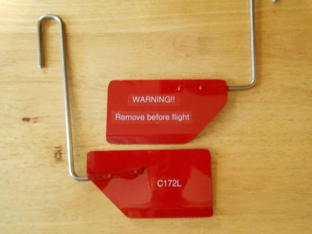 CESSNA 172 L Control Lock , vertical locking pin $49.00 - PicClick