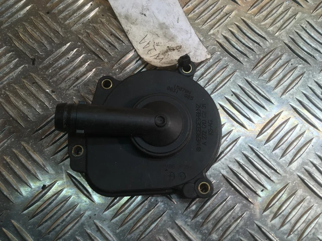 MERCEDES W211 E-CLASS crankcase ventilation ventilation oil separator ...