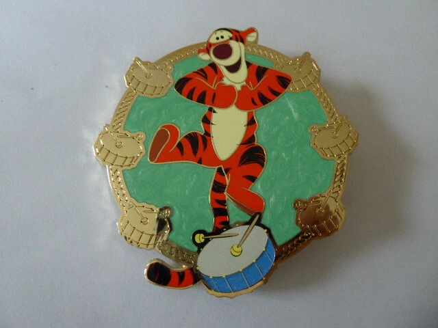 DISNEY TRADING PIN Disney Iconic Series - Winnie The Pooh Tigger EUR 54 ...