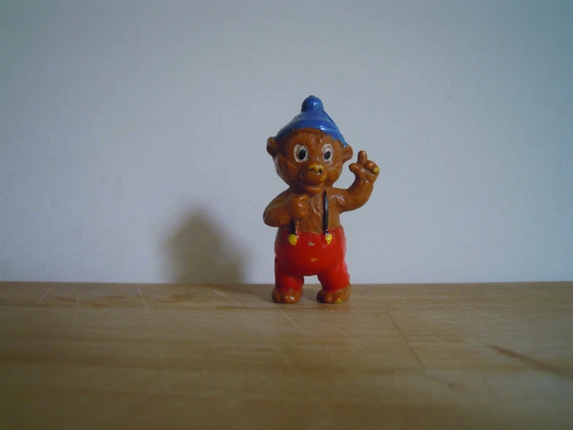 PETZI HEIMO FIGUR 70er - Jahre rote Hose, rote Mütze eine Hand hoch ca ...